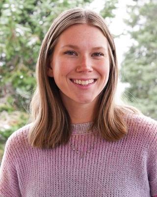 Lily Hall - Pre-Licensed Professional Online | Mentalzon