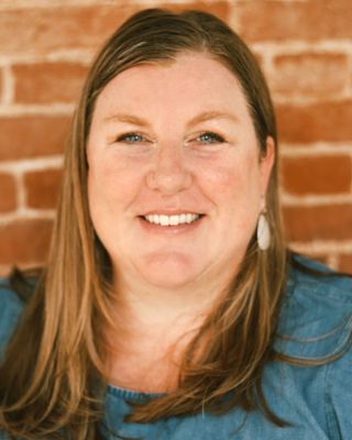 Kim Hamilton - Therapist Online | Mentalzon